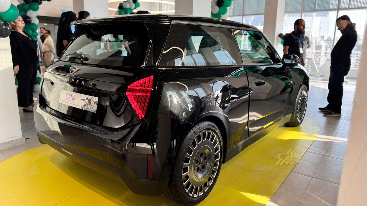 MINI Cooper Price in Pakistan, New Specs, Variants & Booking